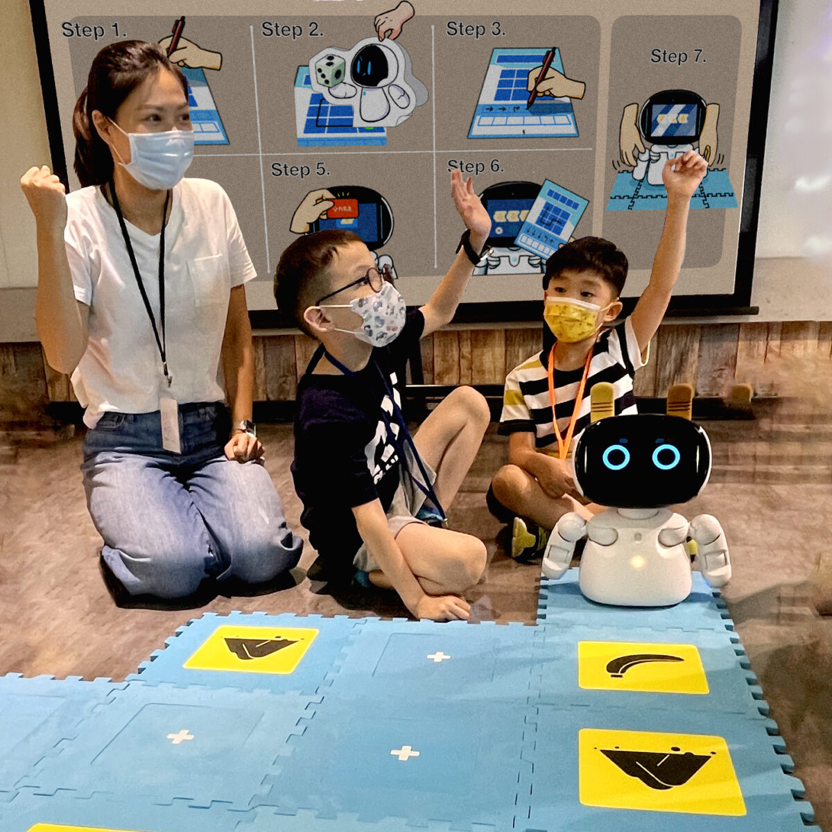 Happy Maryann | NUWA Robotics